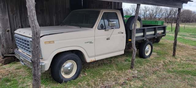 1981 Ford F100 Custom Flatbed - Nex-Tech Classifieds