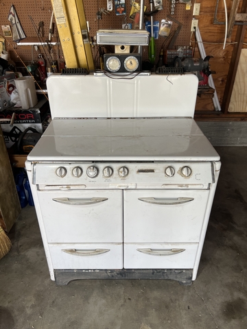 Vintage O’Keefe & Merritt 1940’s Era Stove - Nex-Tech Classifieds