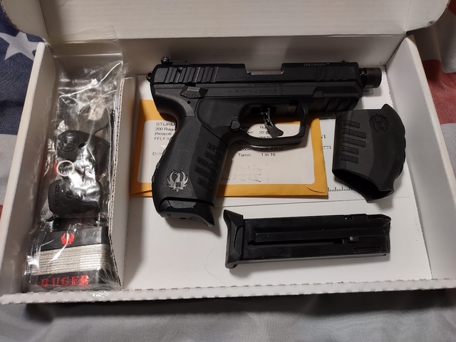 RUGER SR22PBT -Threaded barrel, grip extensions, OEM box - Nex-Tech ...