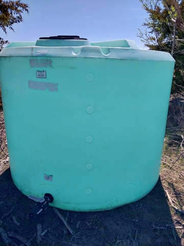 1500 gal. VERTICAL plastic tank - Nex-Tech Classifieds