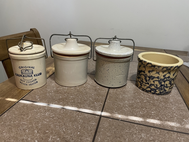 Set of 4 Small Crocks - Nex-Tech Classifieds