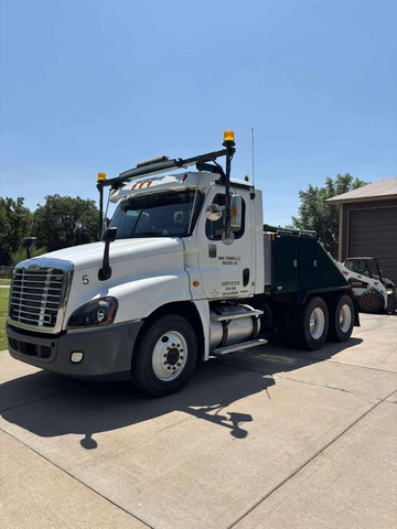 2010 Freightliner CA125DC - Nex-Tech Classifieds