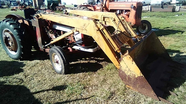 International 424 tractor with loader - Nex-Tech Classifieds