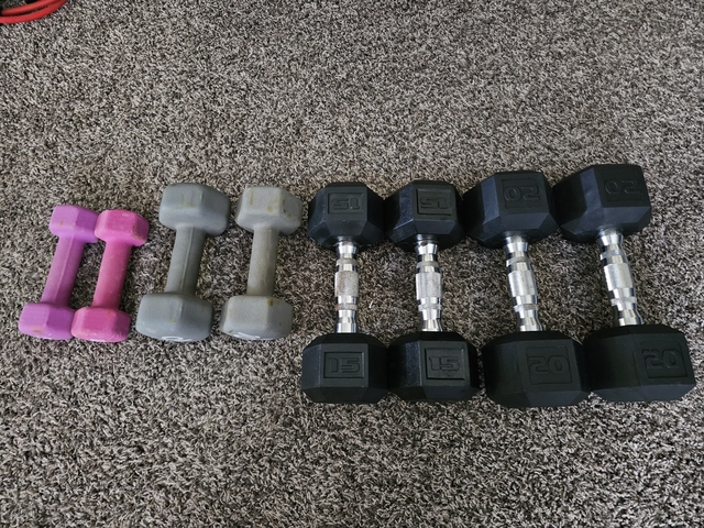 Dumbells 5-20lbs - Nex-Tech Classifieds