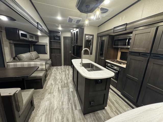 2020 Grand Design Reflections 311BHS Stored in Heated Shop - Nex-Tech ...