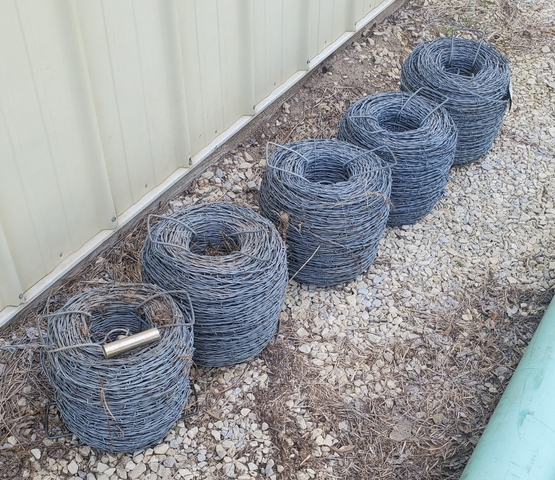4+ rolls of 2 pt Range Master barbed wire - Nex-Tech Classifieds