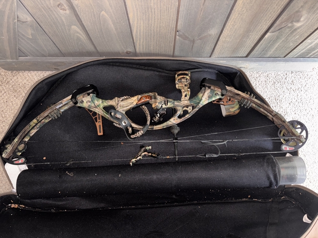 Hoyt compound bow - Nex-Tech Classifieds