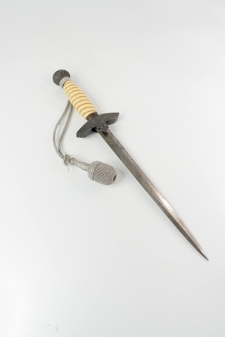 Outdoor & Military Online Auction - Nex-Tech Classifieds