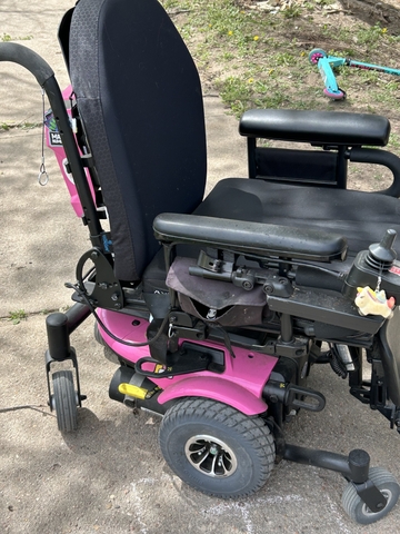 Quantum pink power chair - Nex-Tech Classifieds