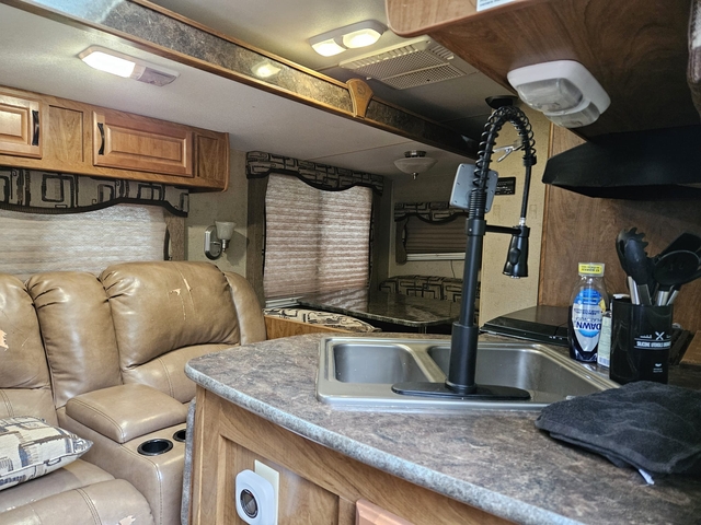 2013 Timber Ridge 260 RLS 4 Season Camper - Nex-Tech Classifieds