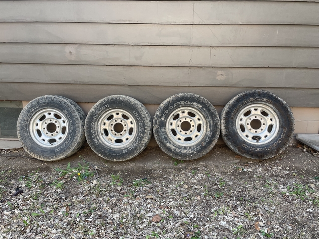 8x6.5 Chevy Silverado Hd takeoffs - Nex-Tech Classifieds