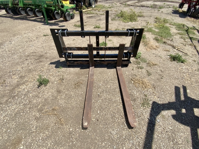 Work Saver PF-448 Pallet Fork attachment, #7565 - Nex-Tech Classifieds