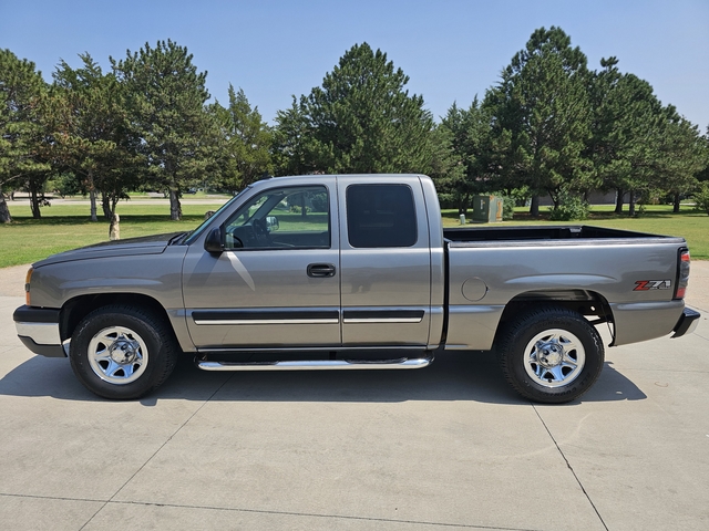 2006 Chevrolet Silverado ext cab short bed z71 4x4 - Nex-Tech Classifieds