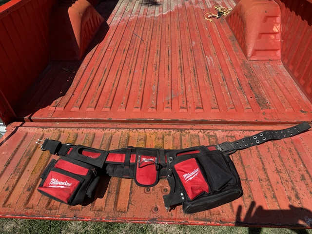 Milwaukee Tool Belt - Nex-Tech Classifieds