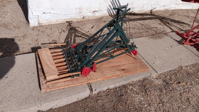 Overshot Hay Stacker Models for Sale - Nex-Tech Classifieds