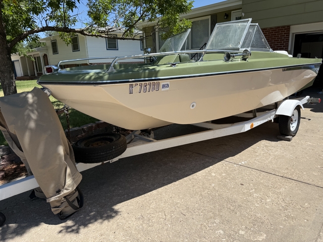 Classic 1968 Glastron Boat w/ 100HP Johnson Motor - Nex-Tech Classifieds