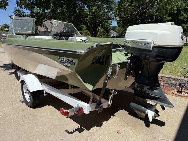 Classic 1968 Glastron Boat w/ 100HP Johnson Motor - Nex-Tech Classifieds