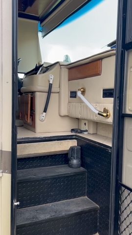 2004 Monaco Executive Motor Home - Nex-Tech Classifieds