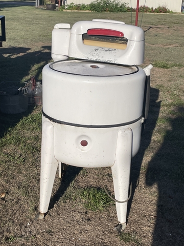 Old washing machine - Nex-Tech Classifieds