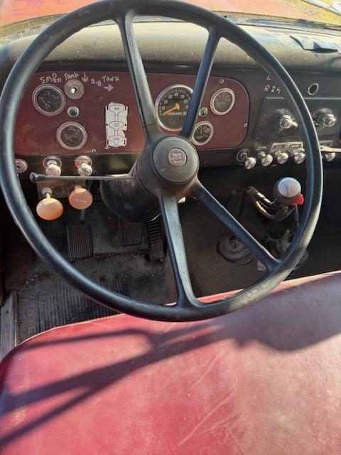 Very GOOD IHC Truck - Nex-Tech Classifieds