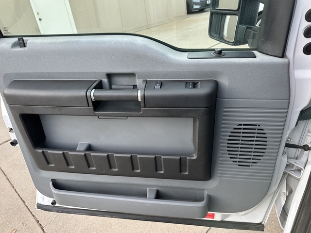 2015 FORD F-350 REG CAB UTILITY BED DULLY V8 35000 LOW MILES - Nex-Tech ...