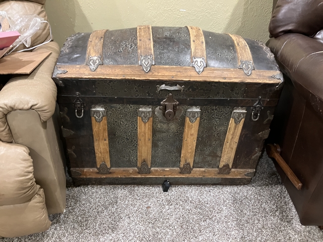 Antique humpback trunk - Nex-Tech Classifieds