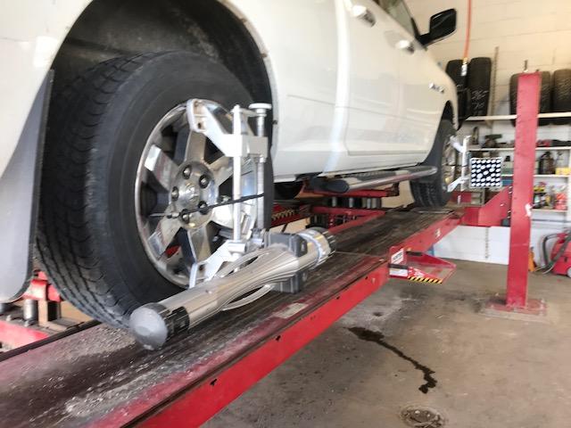 SNAP ON JOHN BEAM COMPUTER 4 WHEEL ALIGNMENT MACHINE - Nex-Tech Classifieds