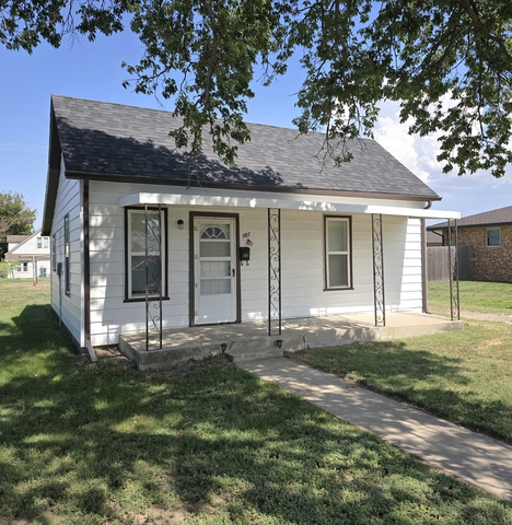 *Under Contract* | 307 Madison St, Ellis - Nex-Tech Classifieds