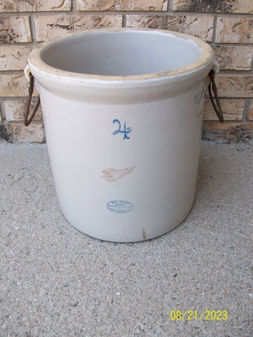 4 Gallon Red Wing Crock - Nex-Tech Classifieds