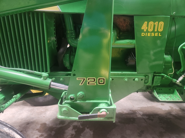 John Deere 4010 with John Deere 720 Loader - Nex-Tech Classifieds