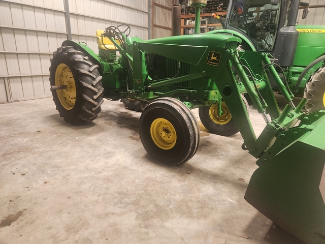 John Deere 4010 with John Deere 720 Loader - Nex-Tech Classifieds