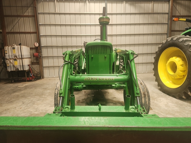 John Deere 4010 with John Deere 720 Loader - Nex-Tech Classifieds