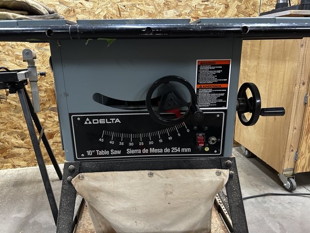 Delta 10” table saw - Nex-Tech Classifieds