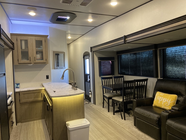 2021 Keystone Hideout 5th Wheel M-320 MBDS - Nex-Tech Classifieds