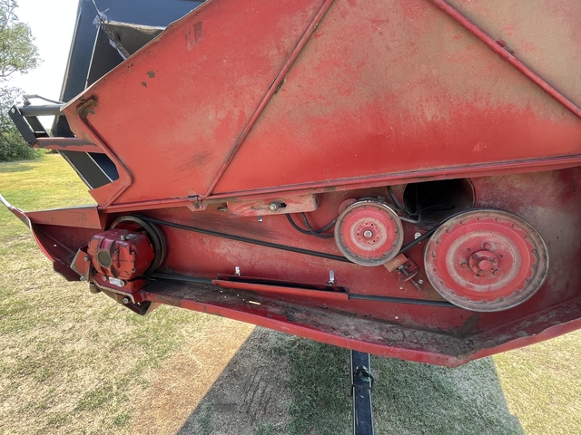 Case 1042 Draper (30’) - Nex-Tech Classifieds